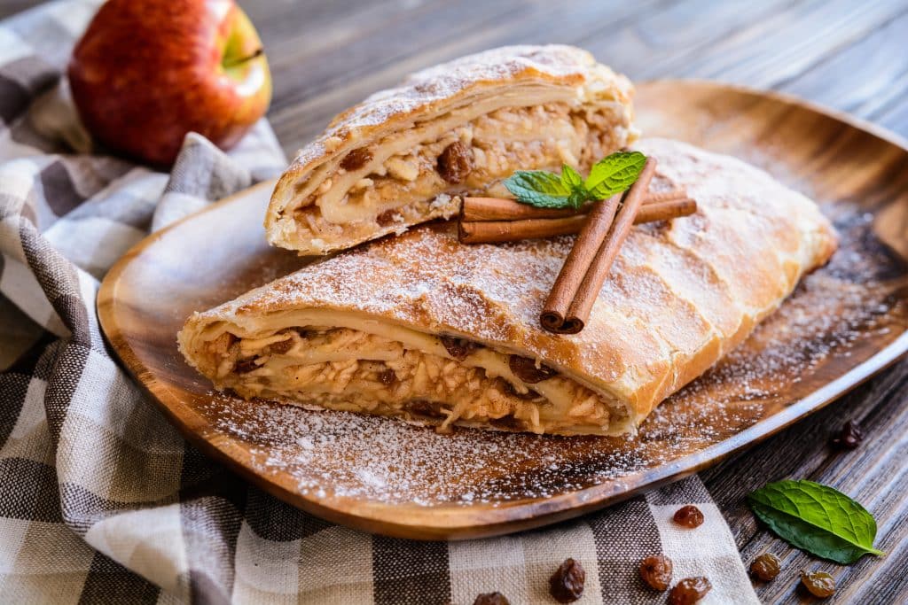 Traditional puff pastry strudel with apple and raisins filling - Living ...